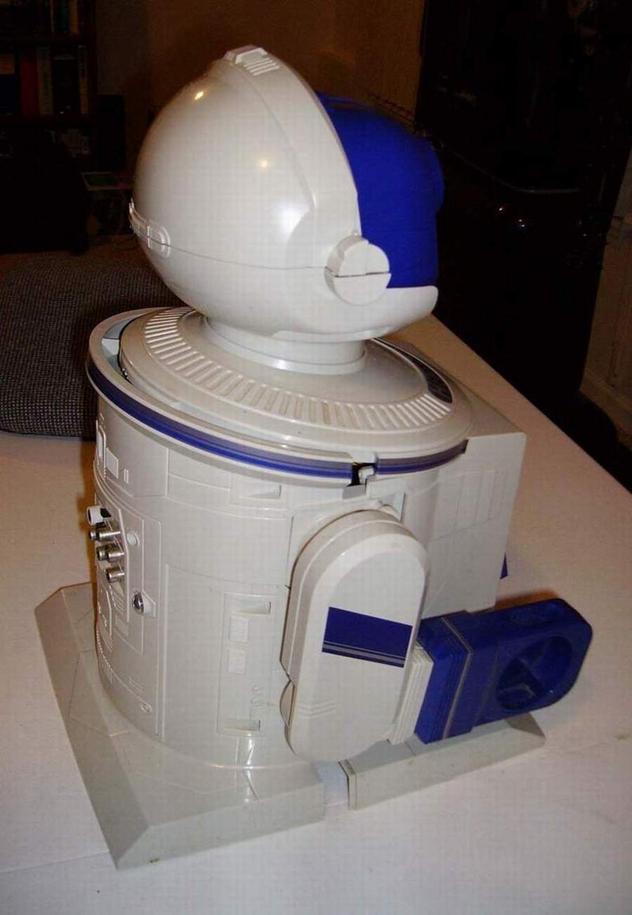 The Hearoid Omnibot Disassembly Procedure - The Old Robot's Web Site