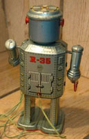 1984 Antique Robot R-35 by Masudaya - The Old Robots Web Site