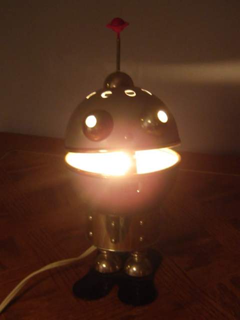 Satco Robot Desk Lamp - The Old Robots Web Site